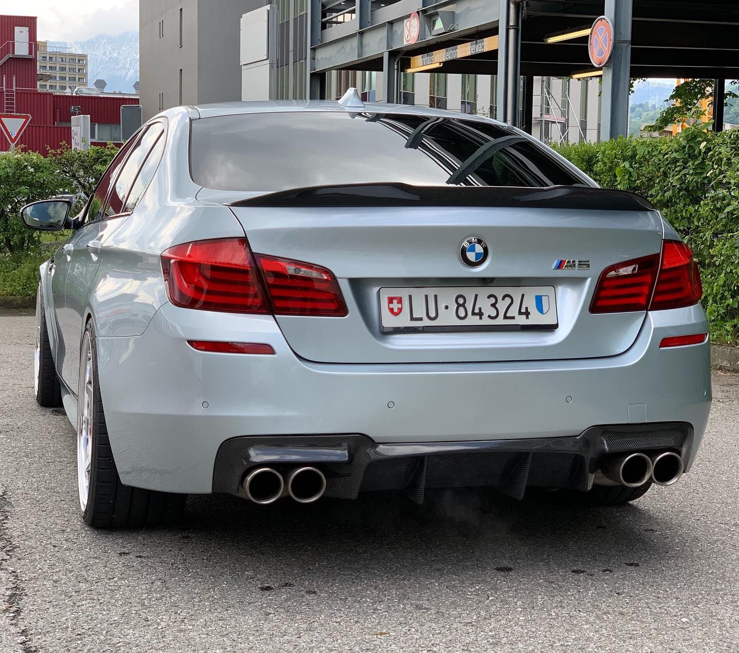 BMW M5 F10 M-STYLE DIFFUSOR - M-Squad